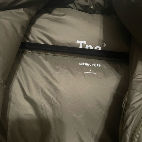 Aritzia | Jackets & Coats | Aritzia Tna Mega Puff | Poshmark